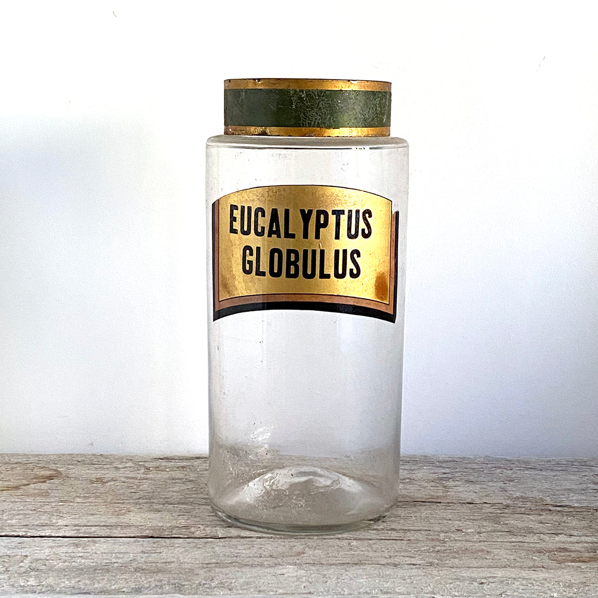 VINTAGE FRENCH APOTHECARY DISPENSING JAR | EUCALYPTUS GLOBULUS – Stuff & Co